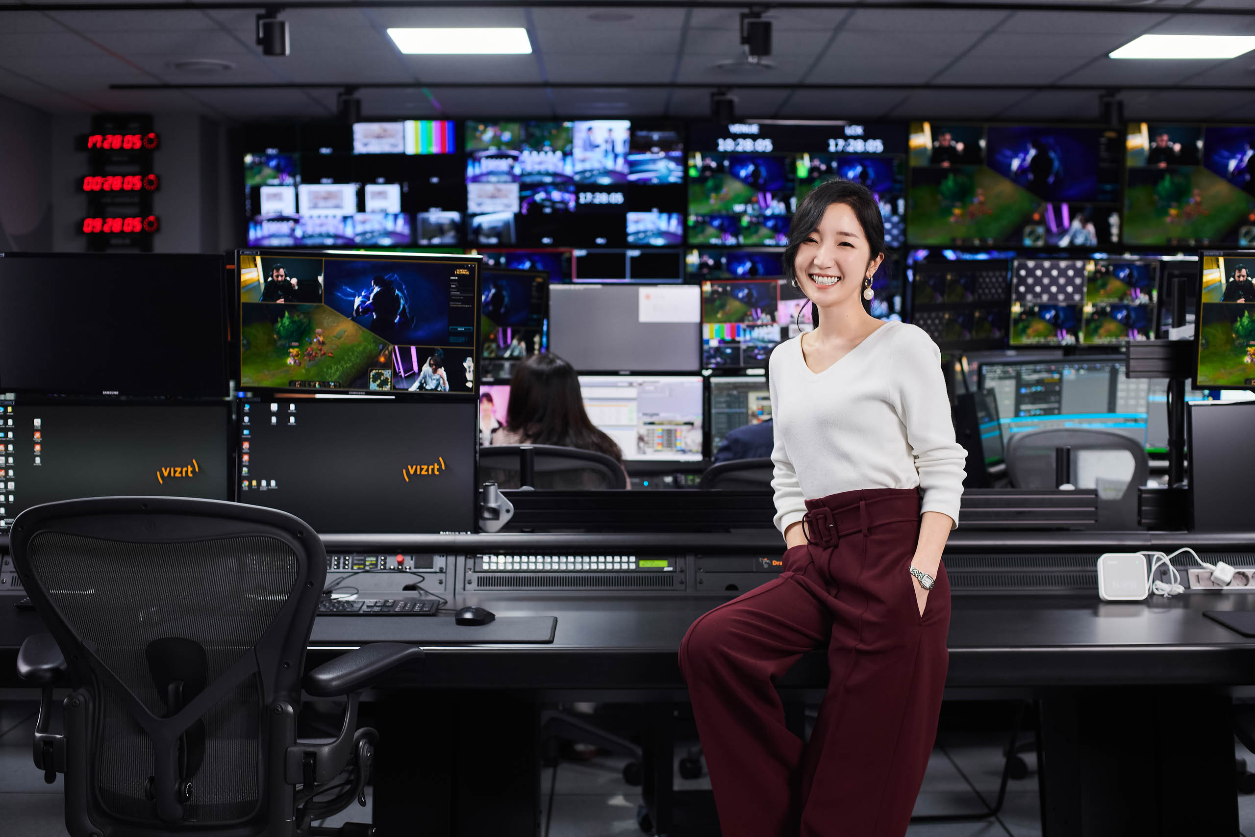 People – OhyesStudio